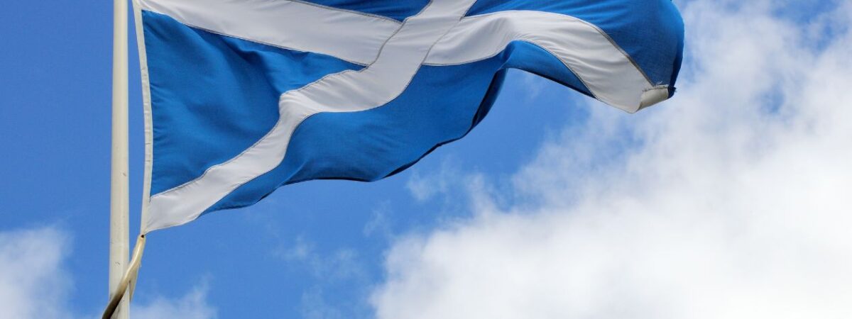 The Scottish flag - Meaning - Go to Scotland.com